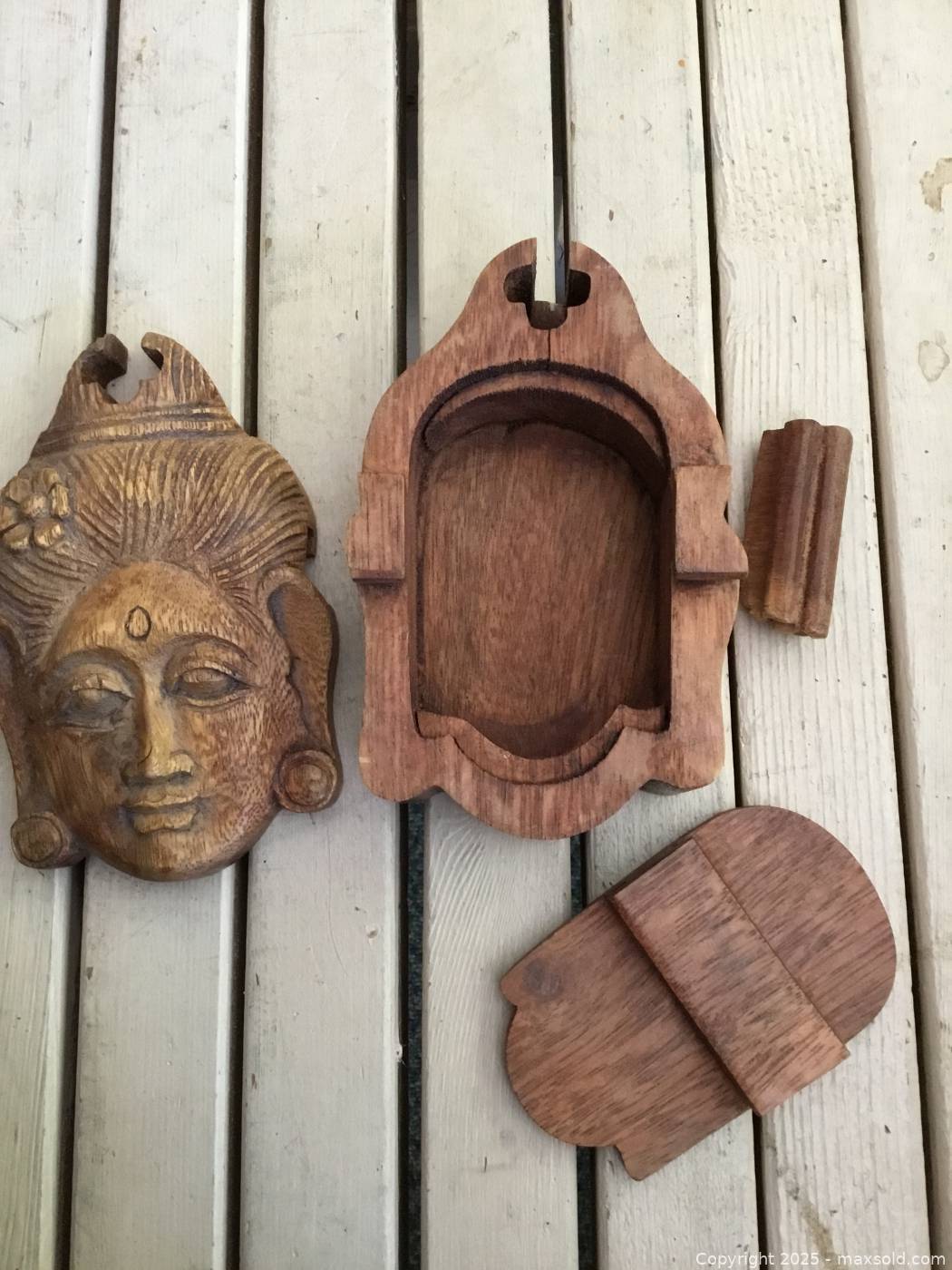Vintage carved wooden Buddha puzzle trinket box | Maxsold