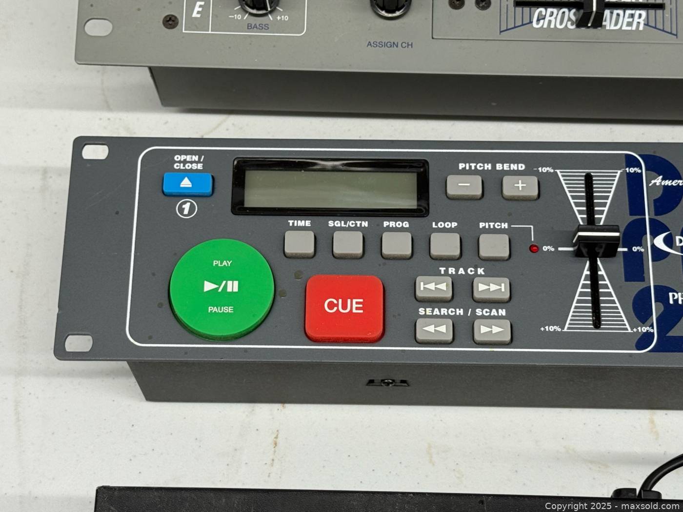 American DJ XDM-242 Mixer & DCD-Pro200 CD Player | Maxsold