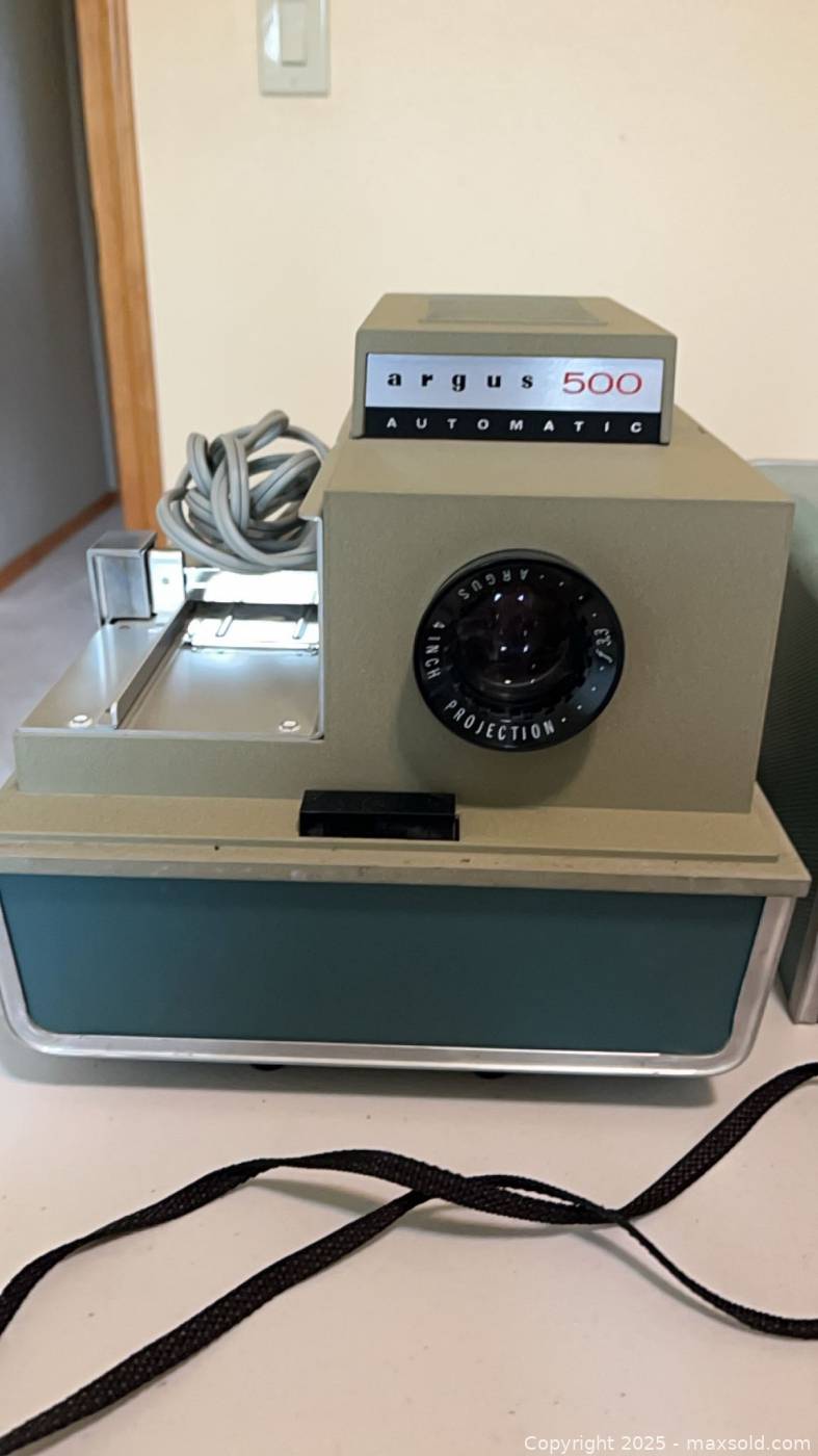 Argus 500 Automatic slide projector, Argus slide previewer, Kodak ...