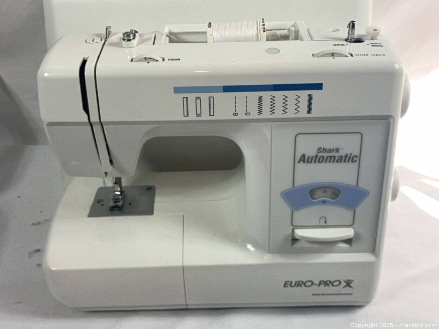 Elegant Shark Euro Pro Sewing Machine Gallery