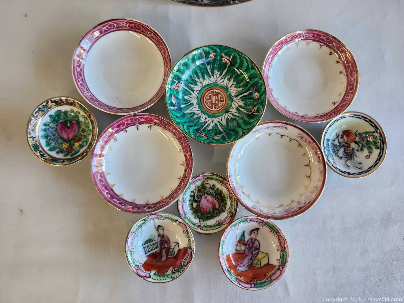 Assorted Asian Porcelain Bowls And Boxed Commemorative Plate | Maxsold