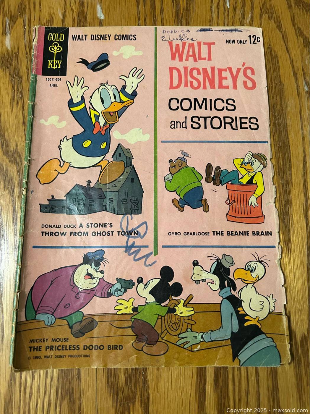 18 vintage comic books Archie, Twilight Zone, Lassie, Sad Sack and ...