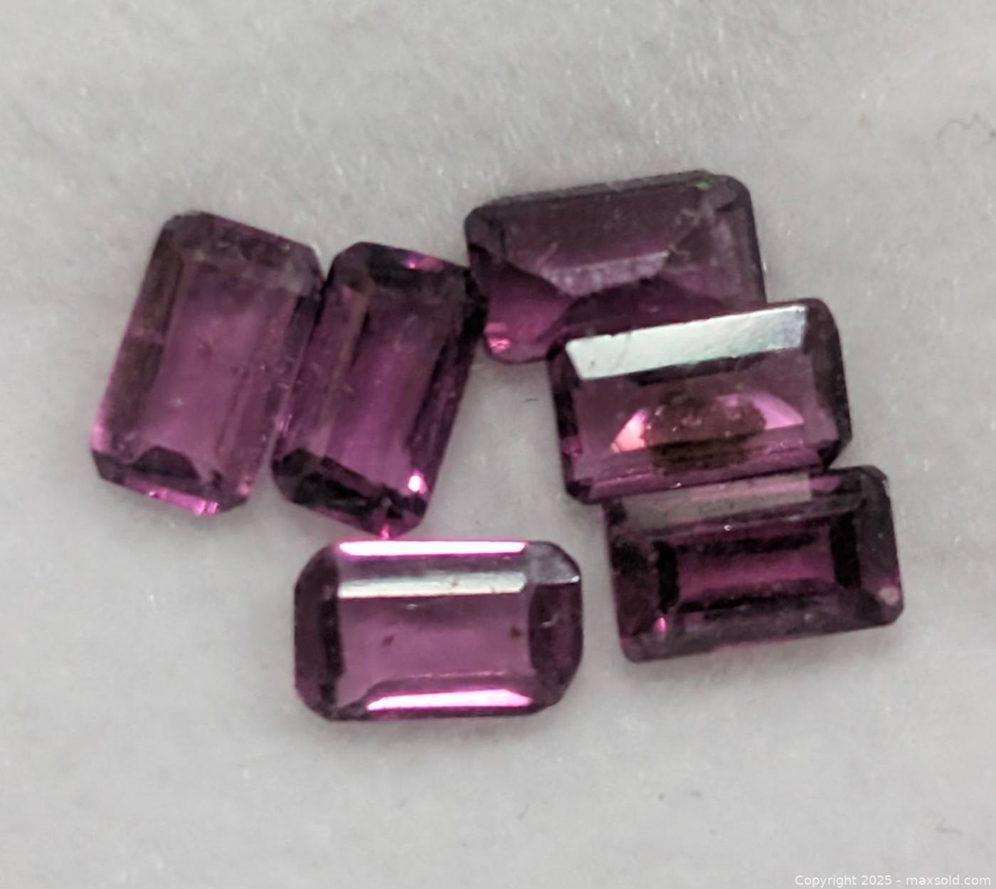 Six rectangular loose garnet gemstones approx 2ct | Maxsold
