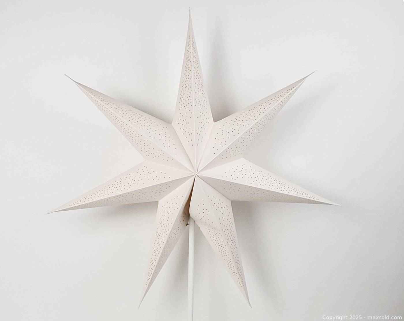 White Star Paper Shade Table Lamp | Maxsold