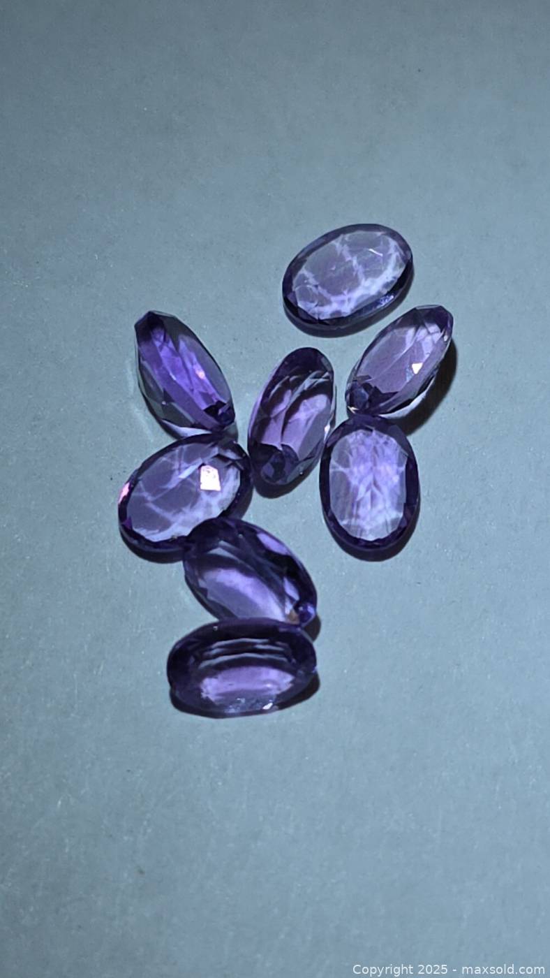 Natural purple amethyst gemstones 3.27ct | Maxsold