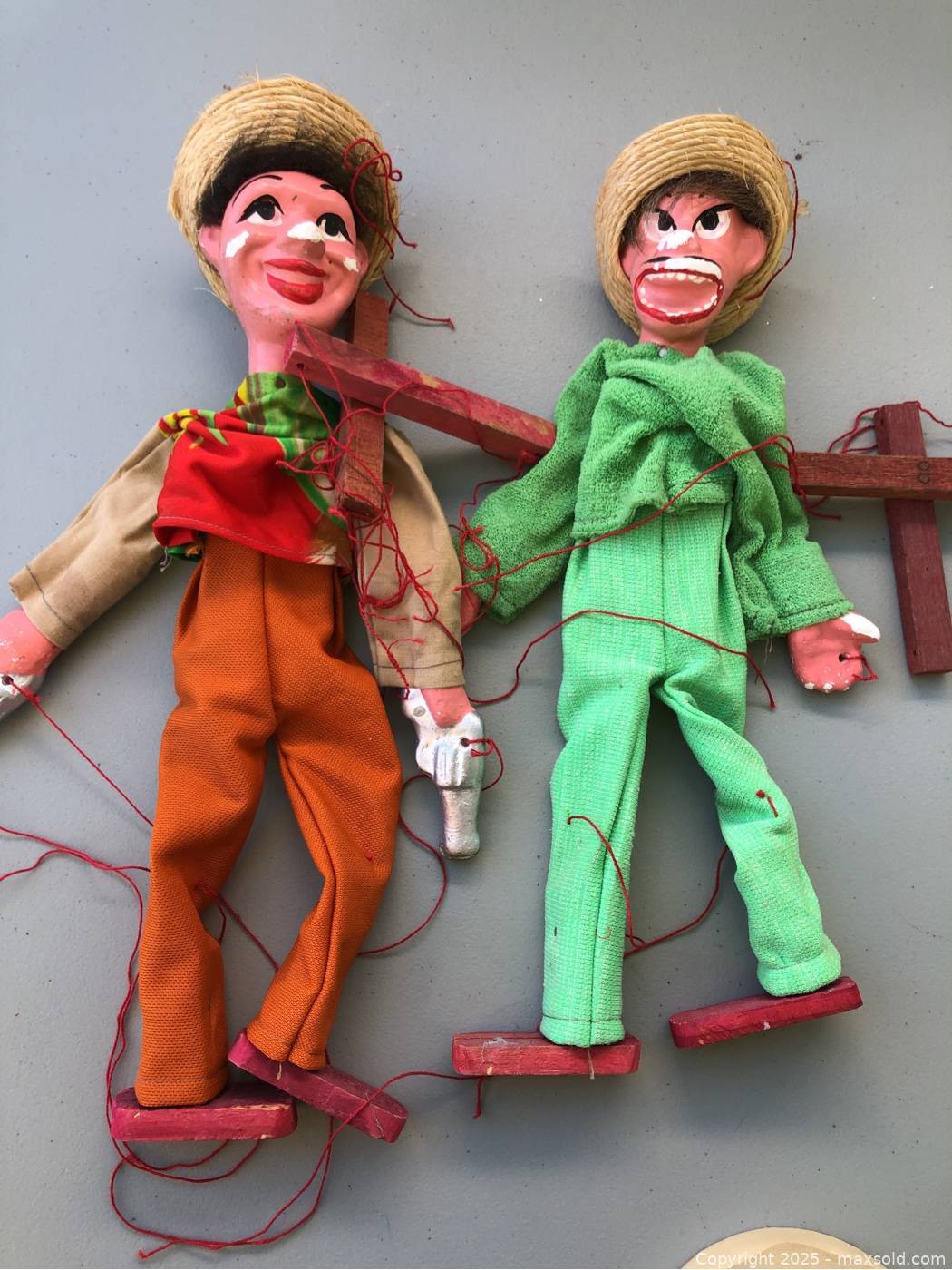 Vintage wooden marionette puppets pair | Maxsold
