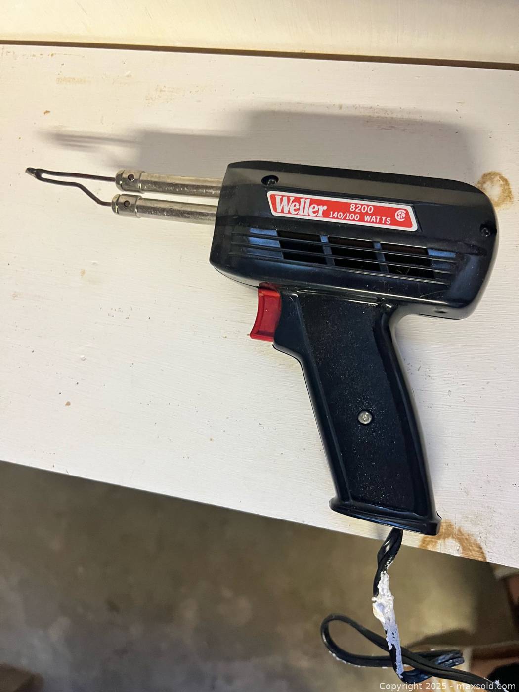 Weller 8200 Universal Dual-Heat Soldering Gun | Maxsold