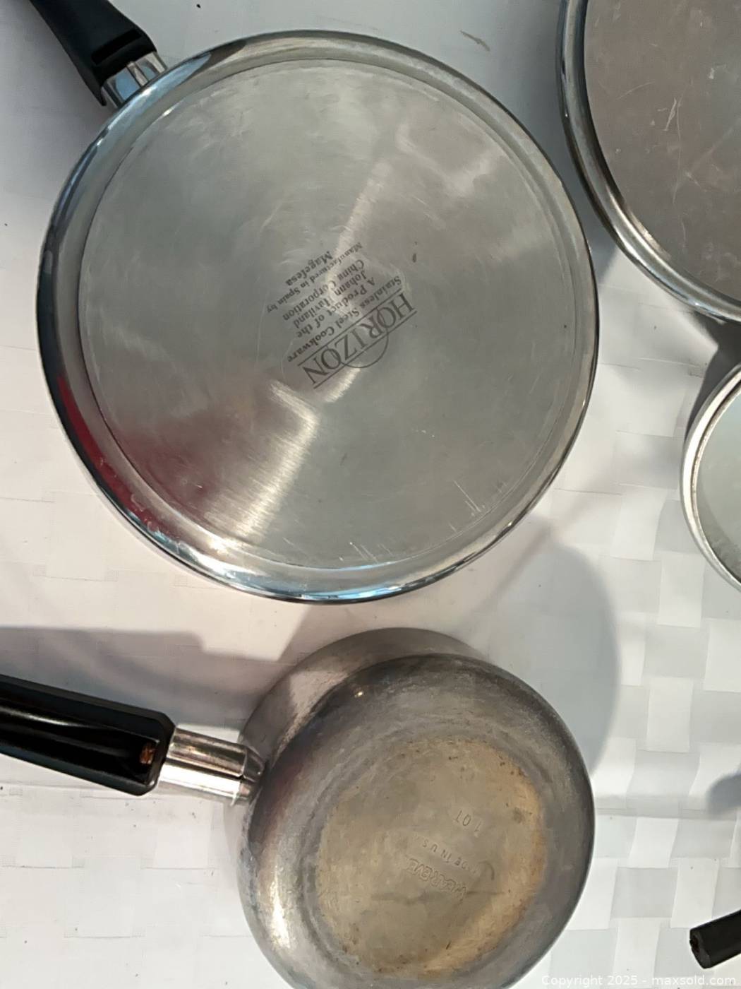 Horizon And WearEver Stainless Cookware Set | Maxsold