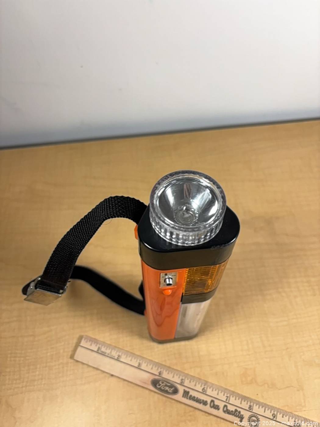 Vintage handheld emergency flashlight | Maxsold
