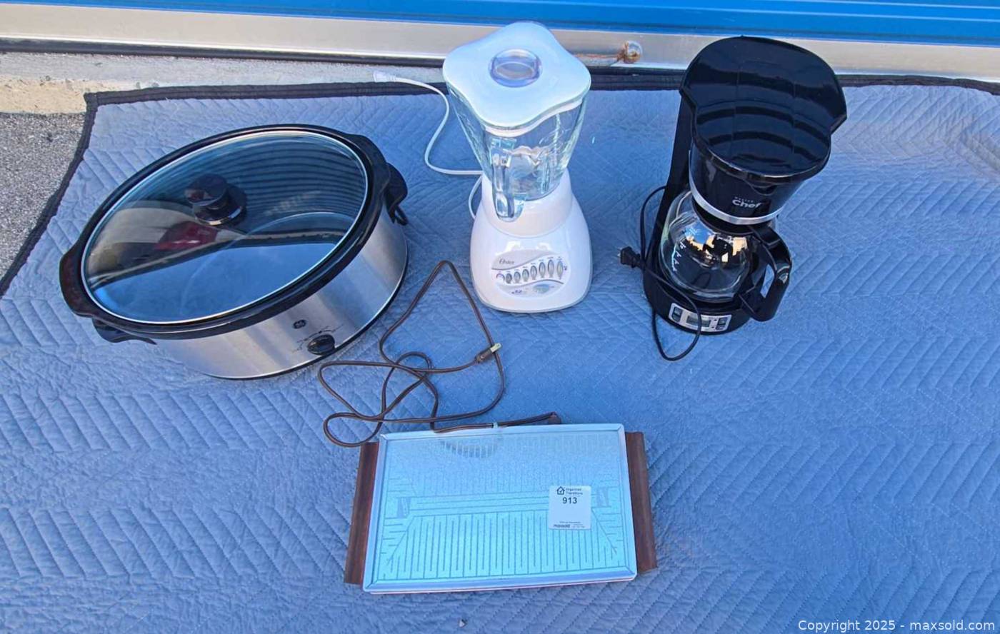 Master Chef coffee maker, slow cooker, Oster blender, Salton warming ...