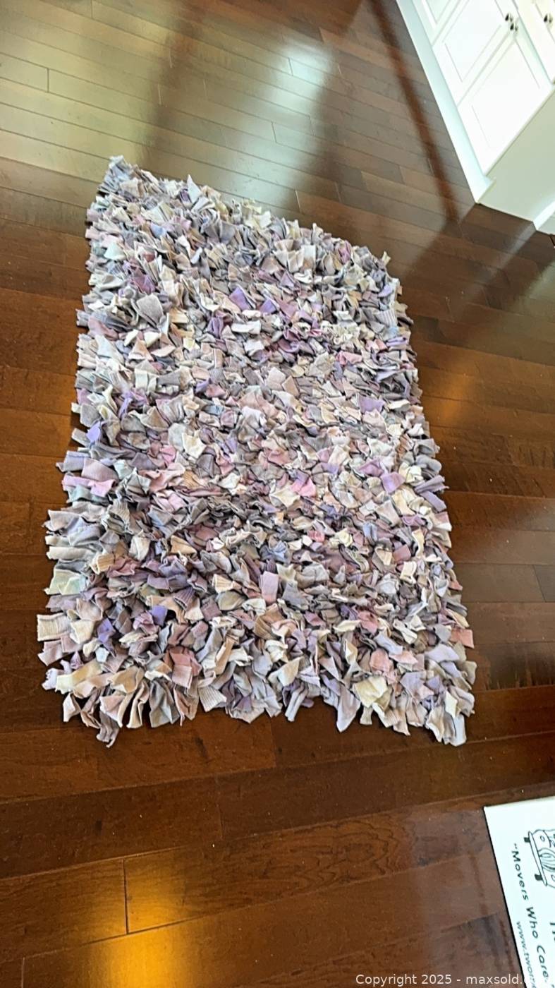 Handmade Wool Rag Rug 3.5' x 5.5' Mauve Lilac Purple | Maxsold