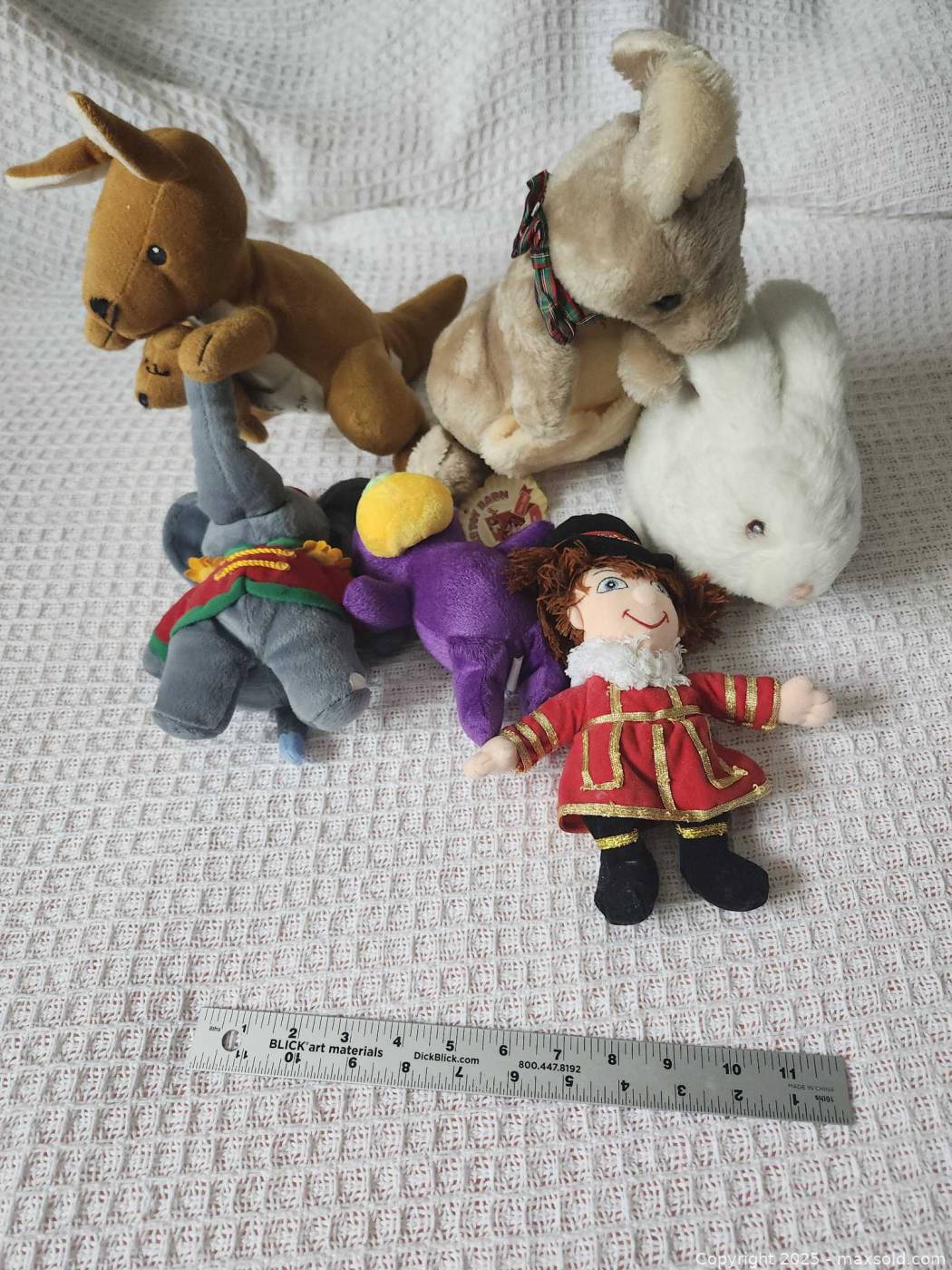 Mixed stuffed animals, 6 pieces | Maxsold