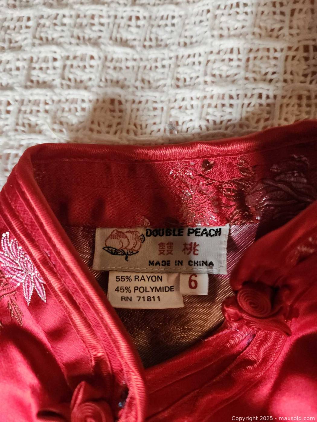 Double Peach red Chinese-style child shirt size 6 | Maxsold
