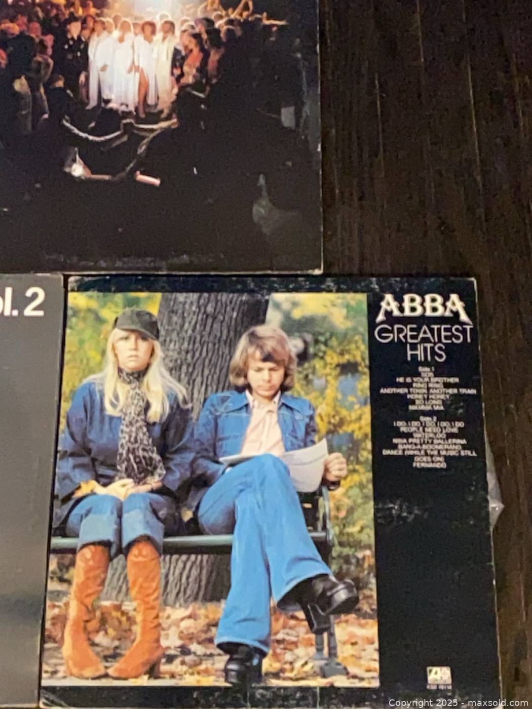 Three ABBA vinyl albums | Maxsold