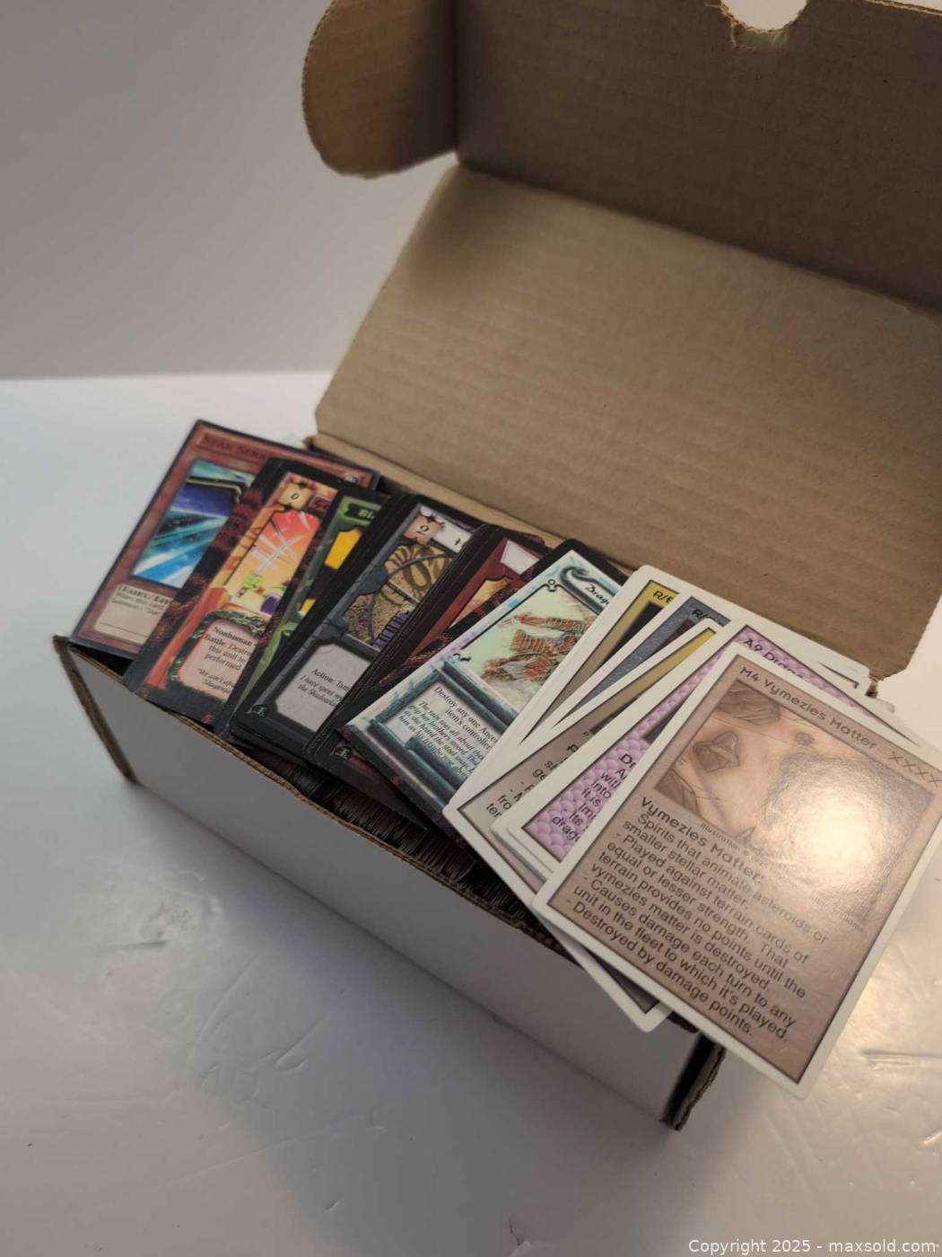 Box of 500 assorted TCG cards | Maxsold