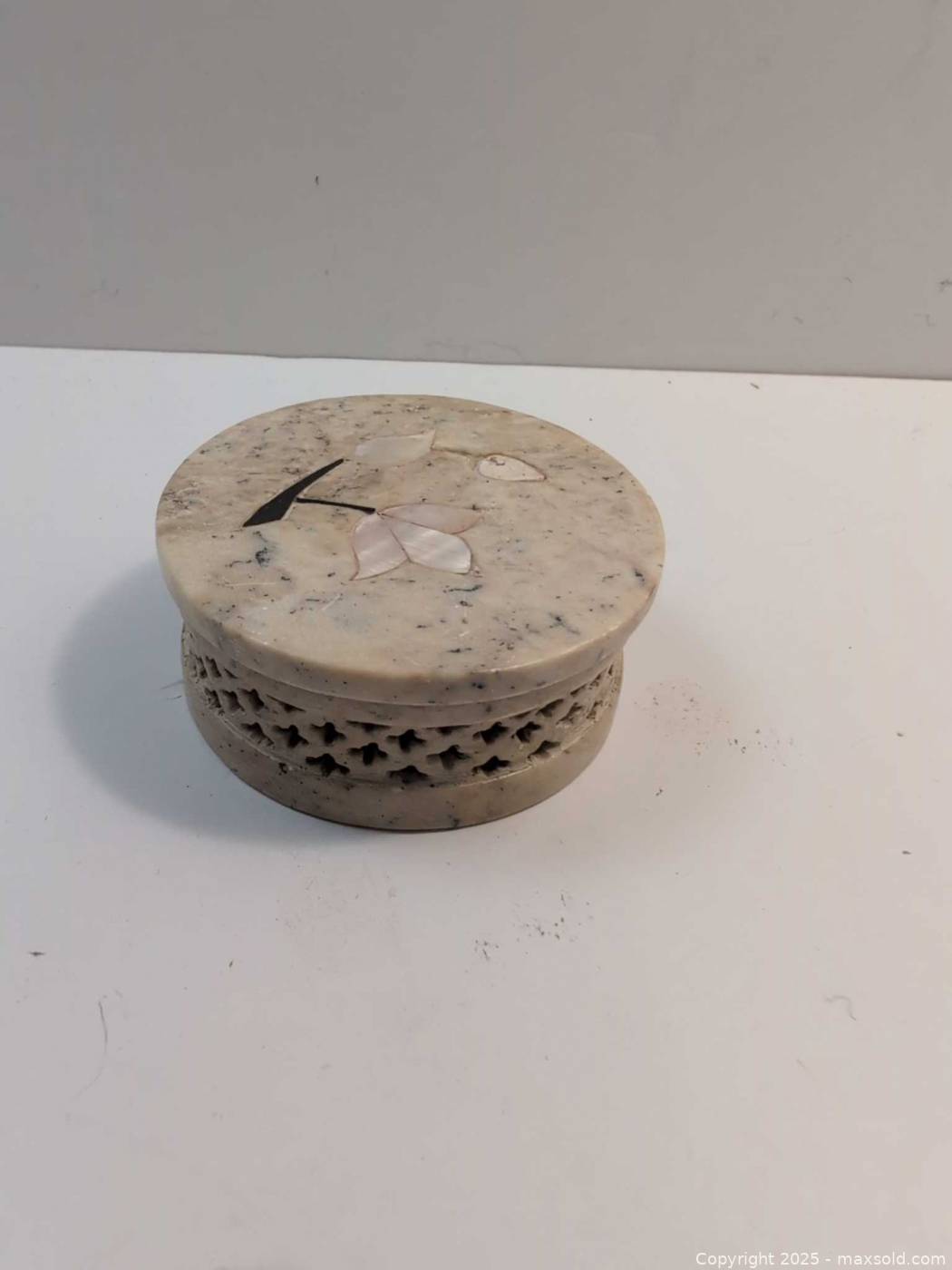 Carved stone potpourri box with inlaid lid | Maxsold