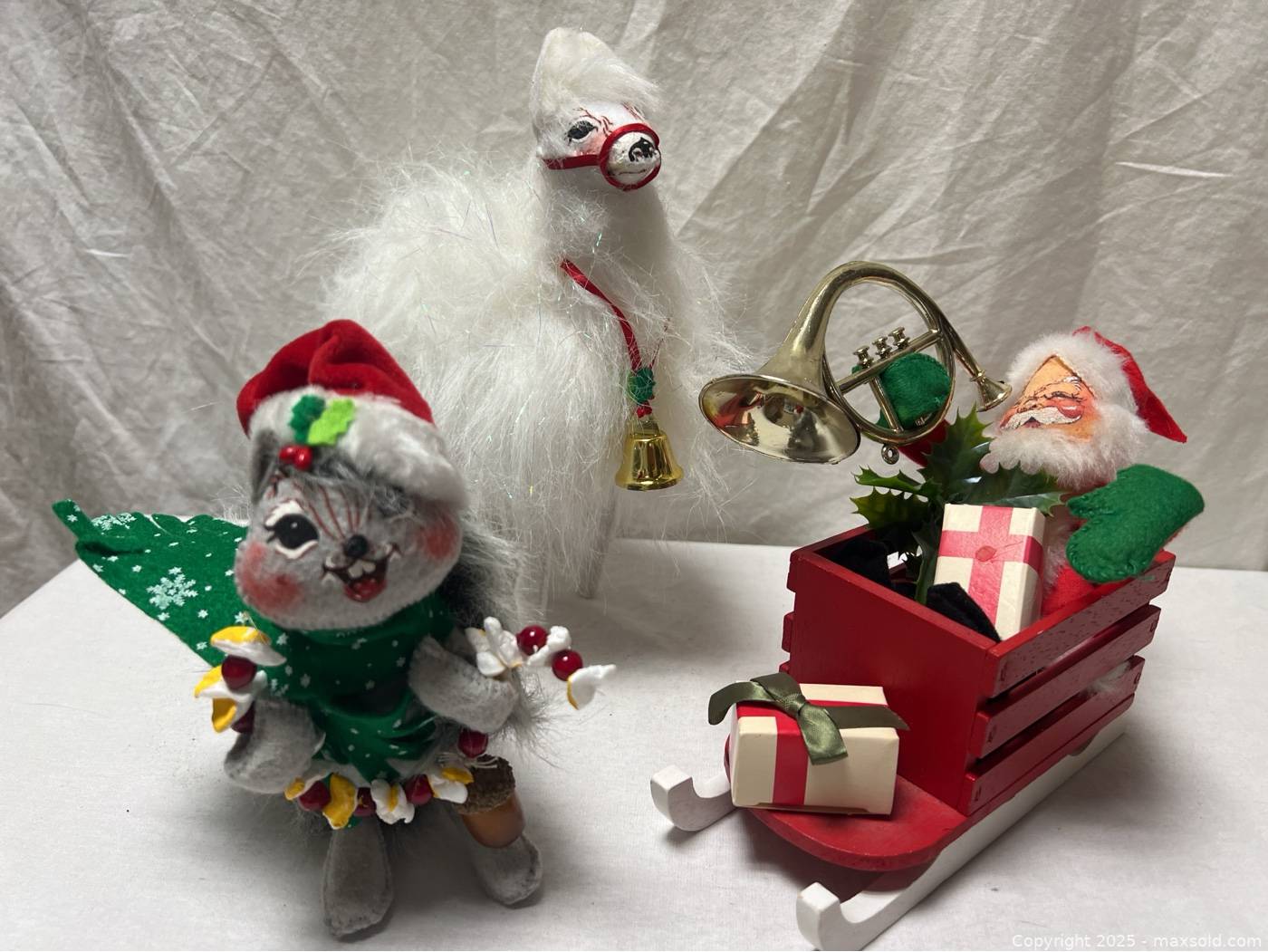 3 Annalee Christmas felt figurines | Maxsold