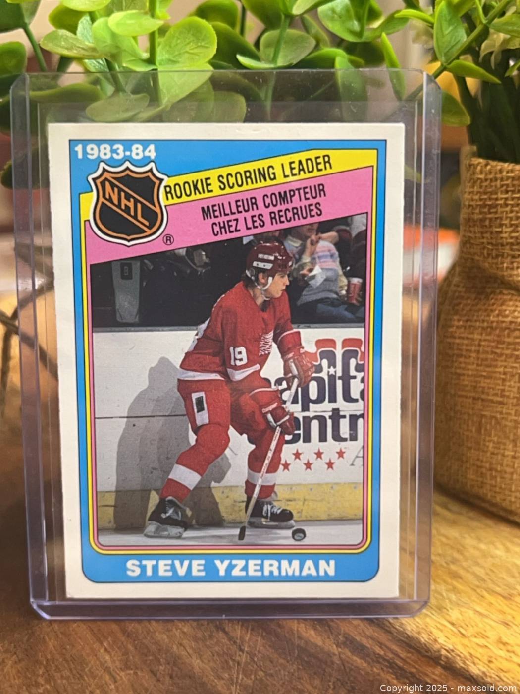 Steve Yzerman 1983-84 O-Pee-Chee Rookie Scoring Leader card | Maxsold