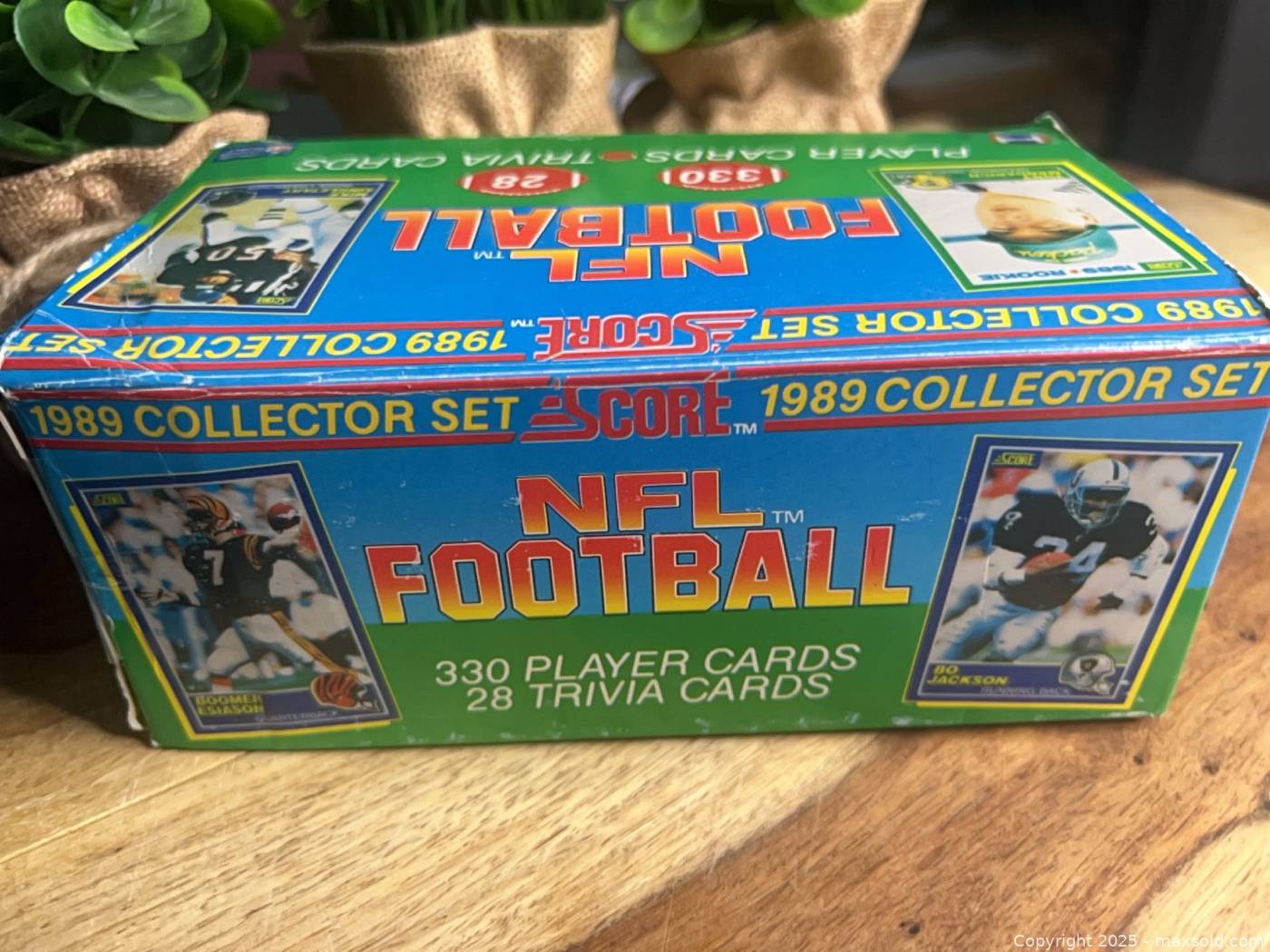 1989 Score NFL Football collector card set | Maxsold