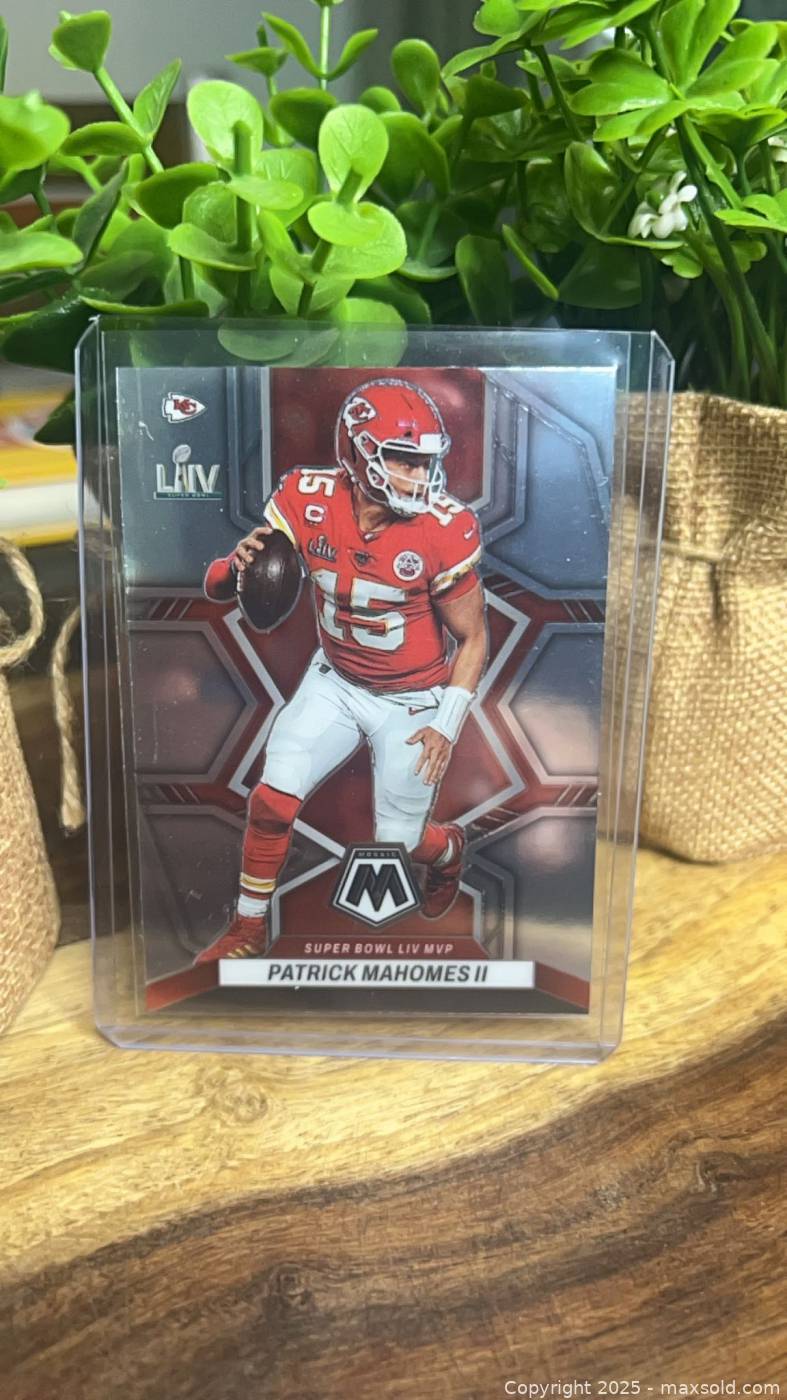 Patrick Mahomes II Panini Mosaic Super Bowl LIV MVP card | Maxsold