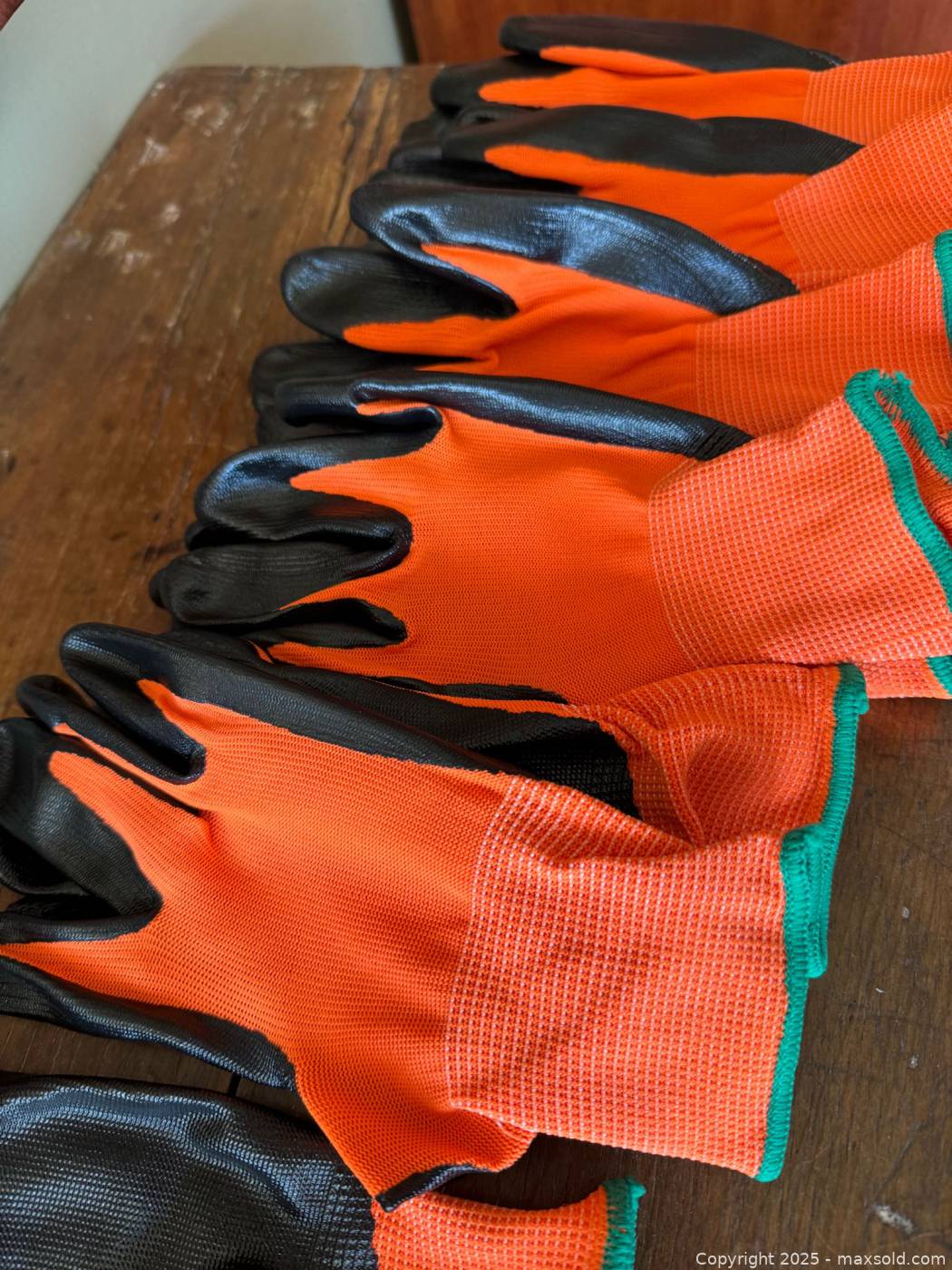 Rubber dipped work gloves, 6 pairs | Maxsold