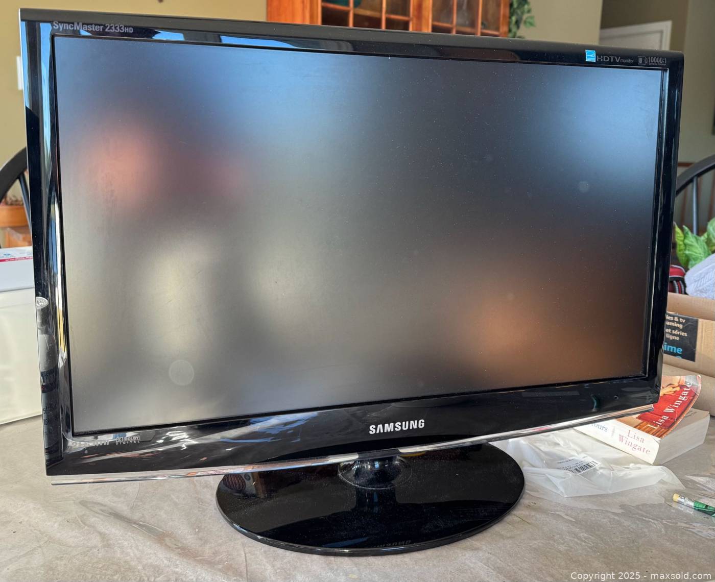 Samsung 23" HDTV Monitor with Power Cable | Maxsold