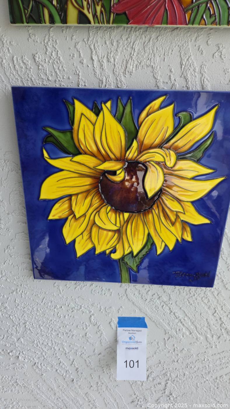 Garden motif decor tiles planter prints | Maxsold