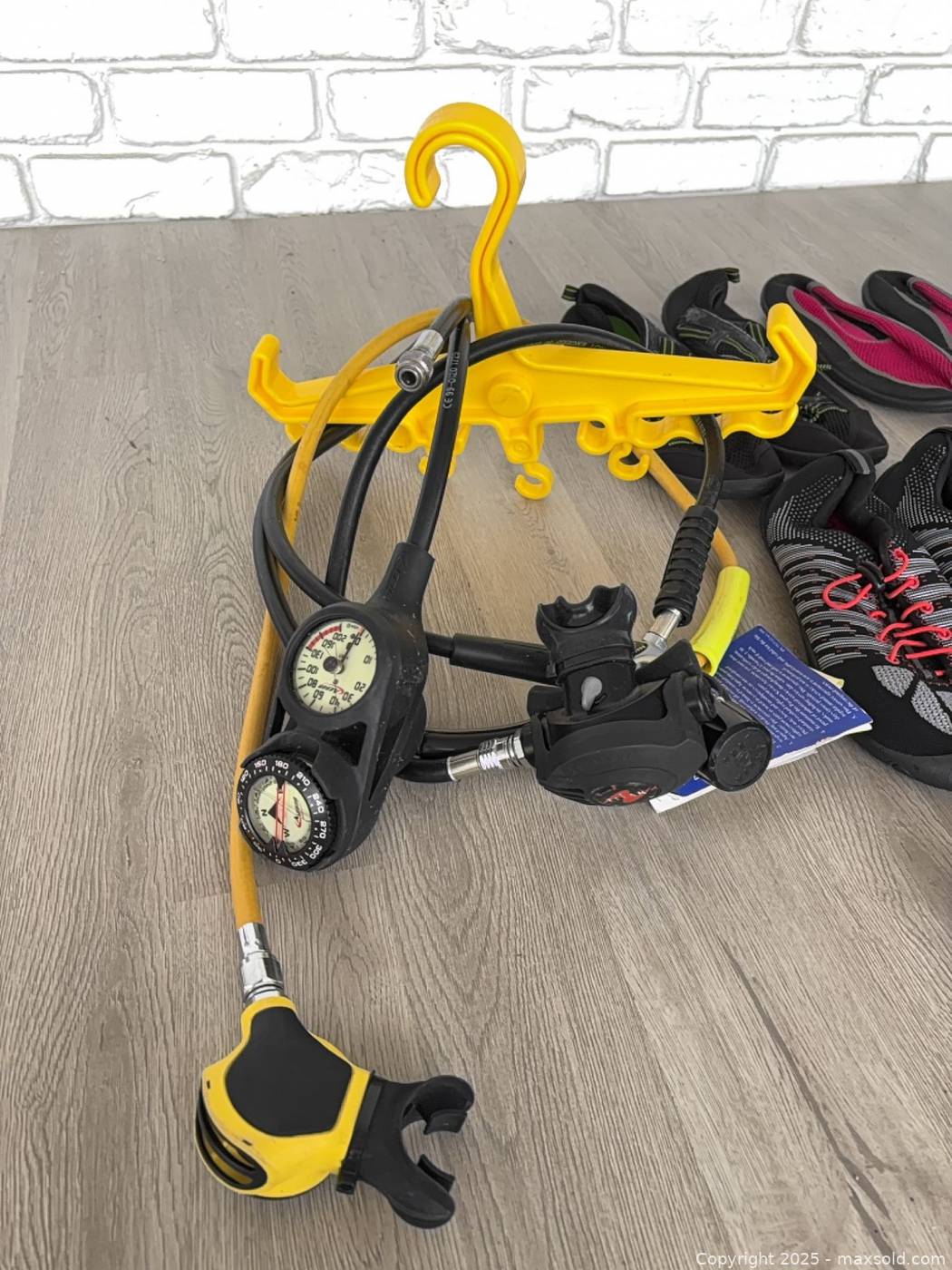 Scuba regulator, snorkel, 3 pairs water shoes, gear bag, hanger | Maxsold