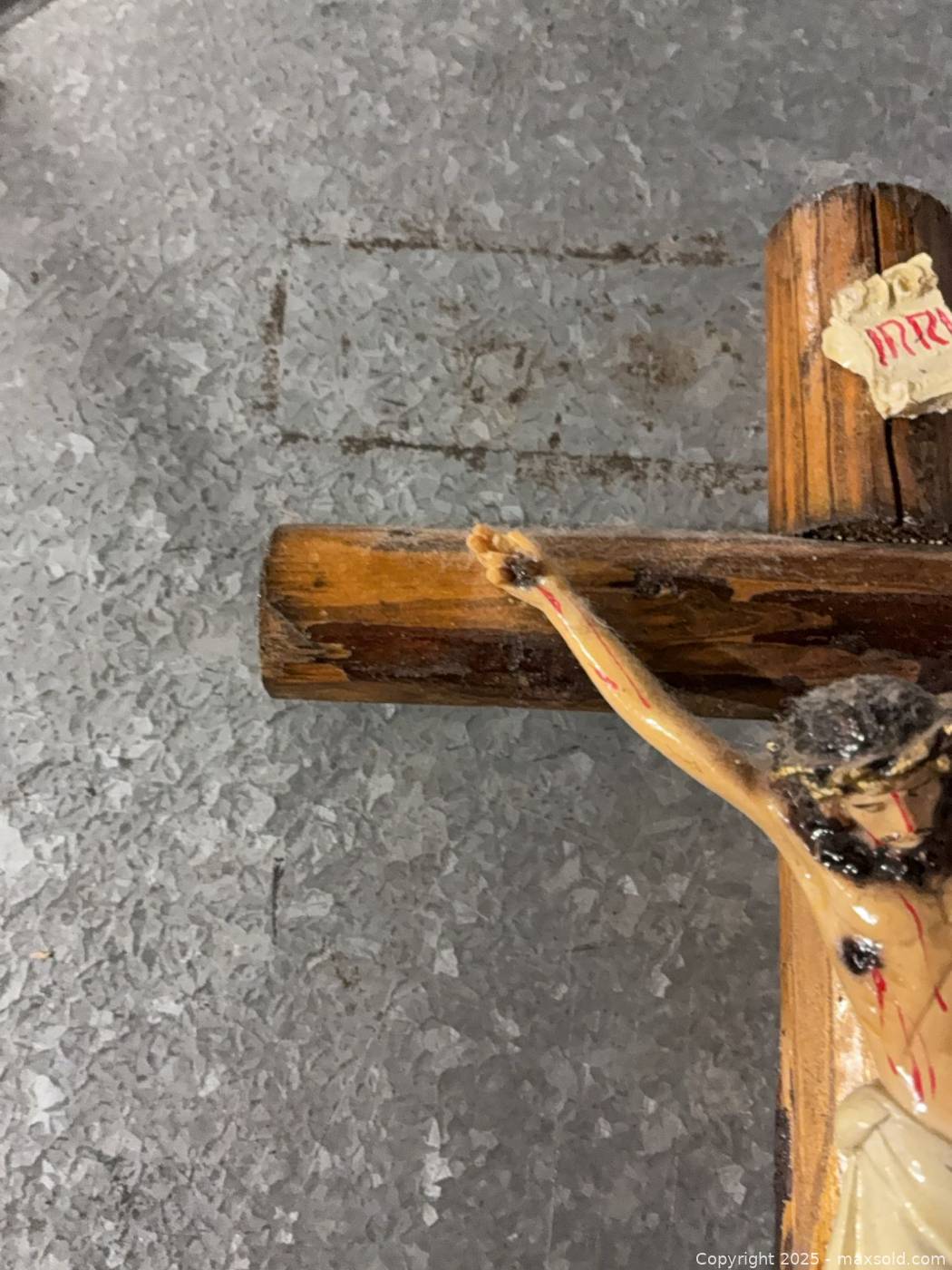 Wooden crucifix with plaster Jesus corpus | Maxsold