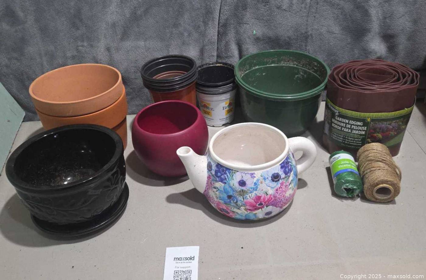 Assorted plant pots, edging and twine | Maxsold