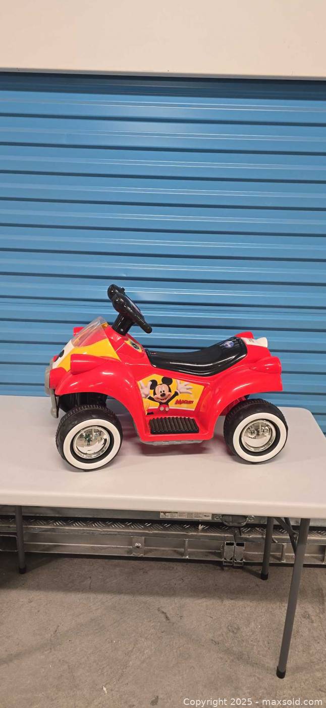 Disney Mickey Mouse Roadster Racers ride-on car | Maxsold