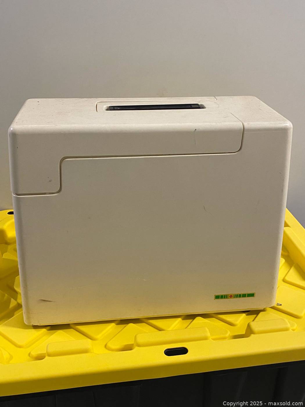 Baycrest electric sewing machine with case | Maxsold
