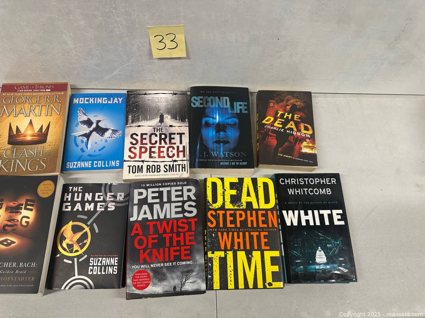 Assorted fiction and non-fiction books, 10 | Maxsold