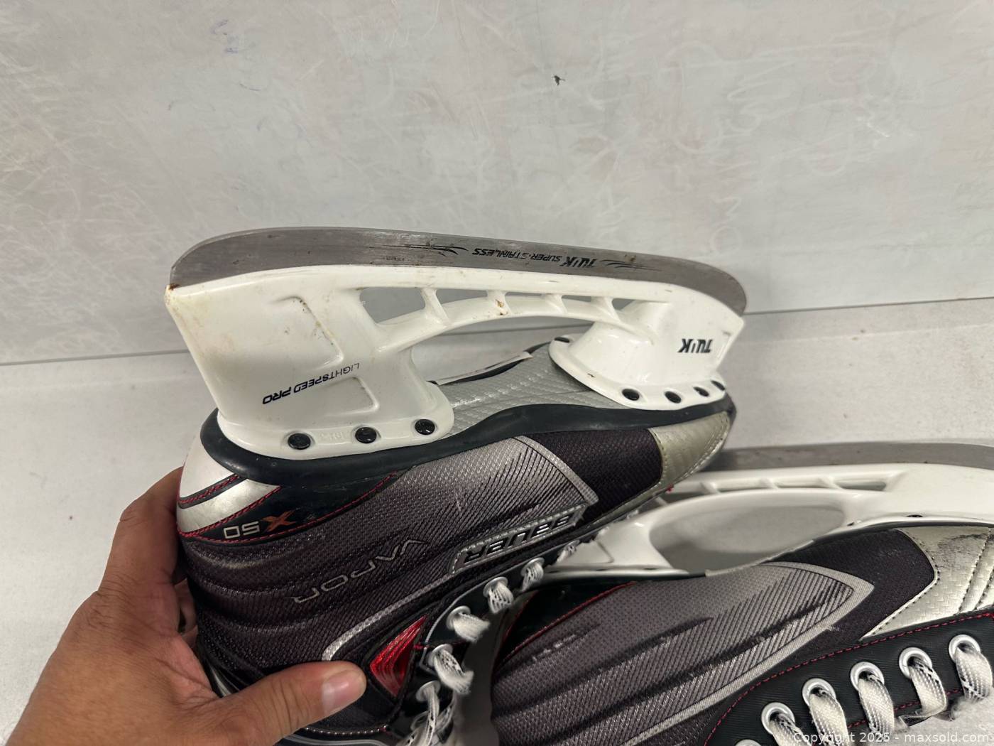 Bauer Vapor X5.0 hockey ice skates | Maxsold