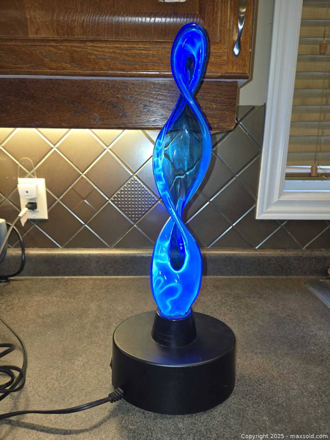LumiSource 20" Sensory Electra helix plasma lamp | Maxsold