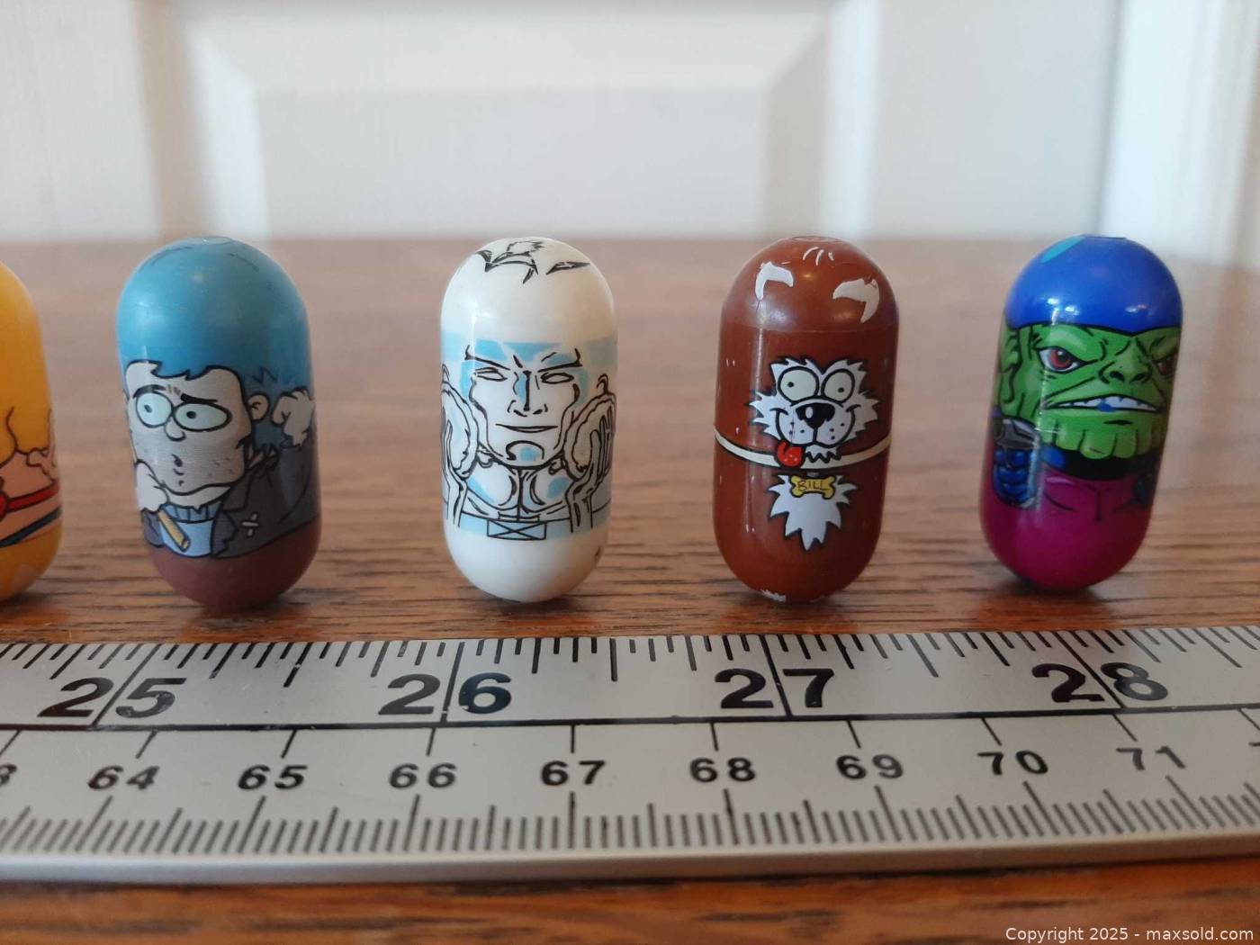 7 assorted Mighty Beanz | Maxsold