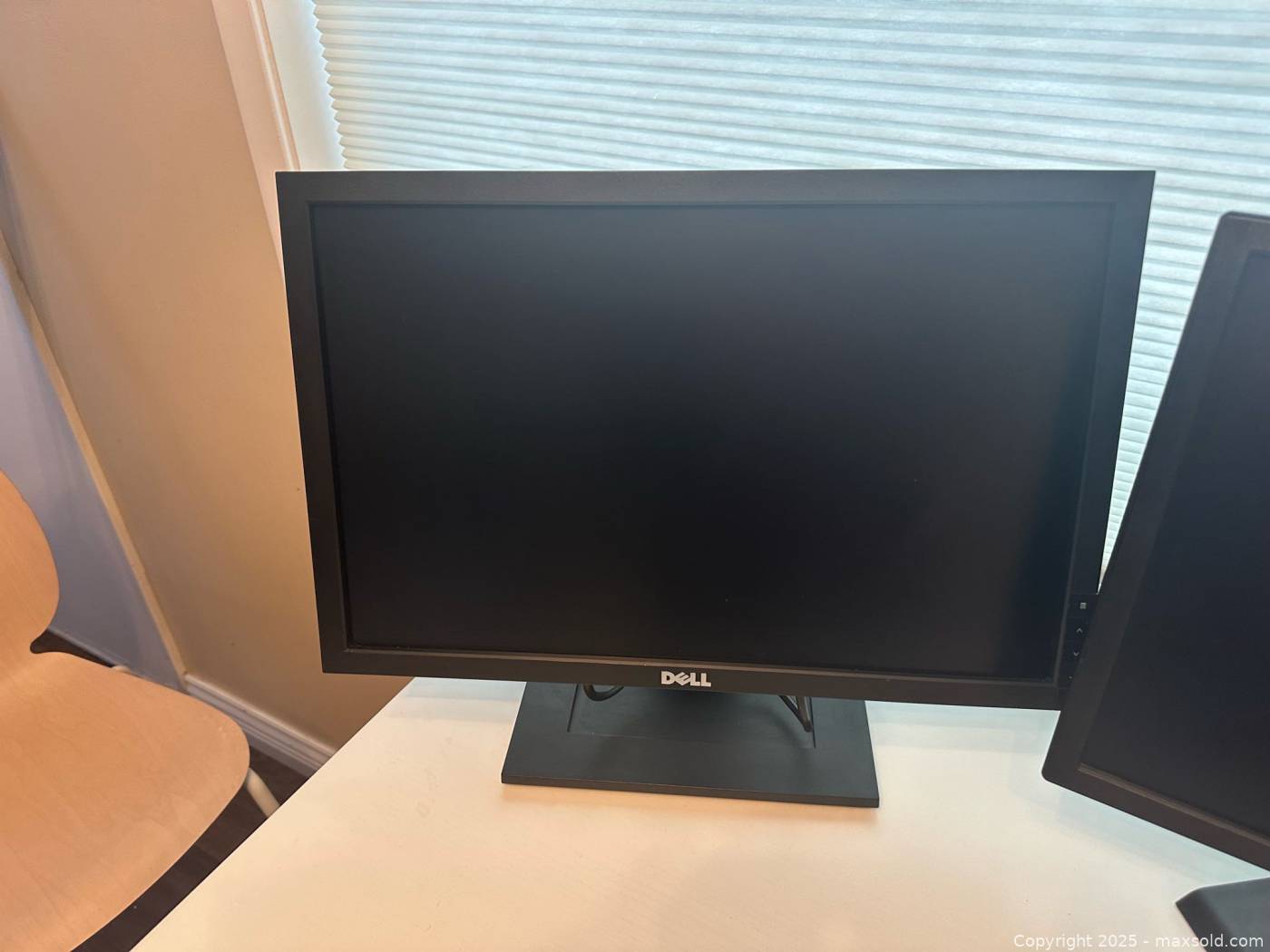 Dell & LG 20-inch computer monitors, 4 pcs | Maxsold
