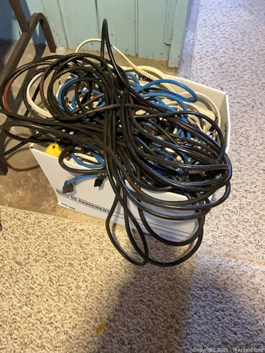 Box Of Extension Cords And Power Strips | Maxsold