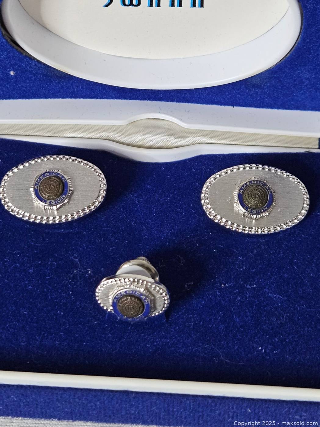 Vintage Swank cufflink and tie tack set | Maxsold