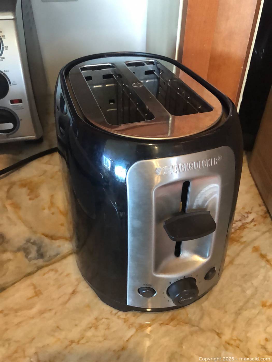 Sunbeam grill, stainless toaster oven, Black+Decker 2-slice toaster ...