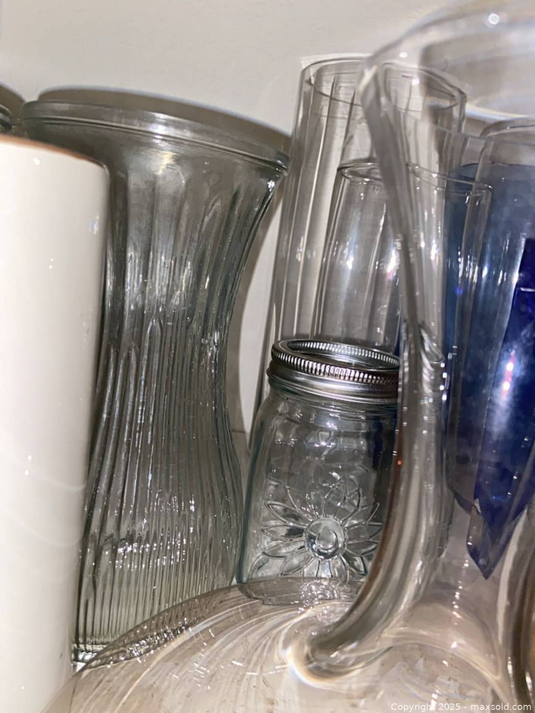 Assorted glass vases and jar | Maxsold