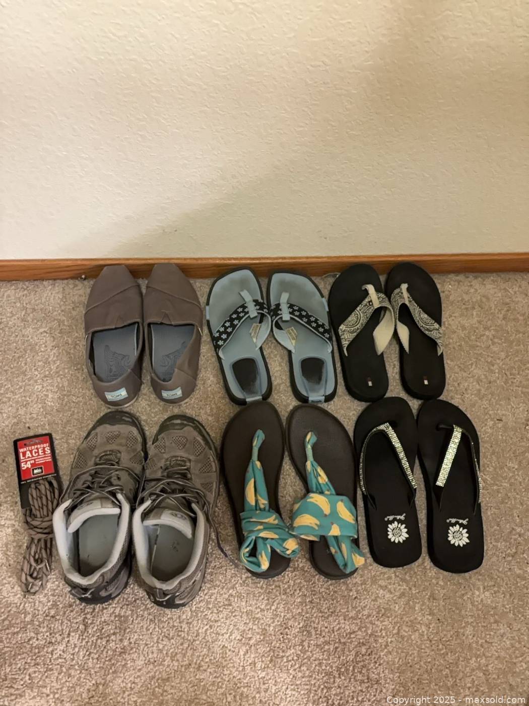 7-piece women’s footwear lot sizes 6-7 | Maxsold