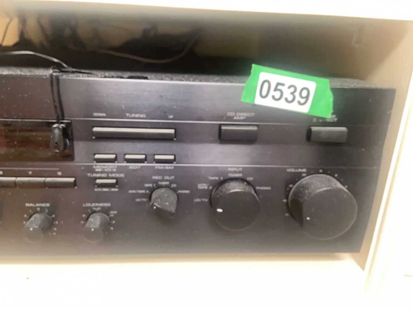 Yamaha RX-596 Natural Sound Stereo Receiver & 2 Stands | Maxsold