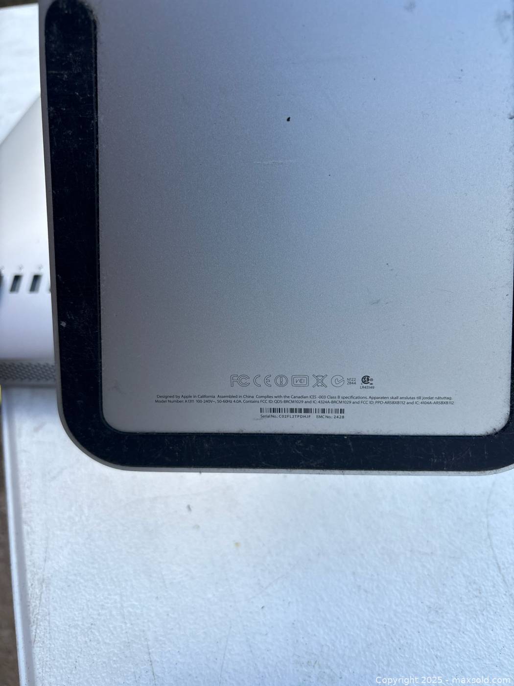 Apple iMac desktop computer model A1311 | Maxsold