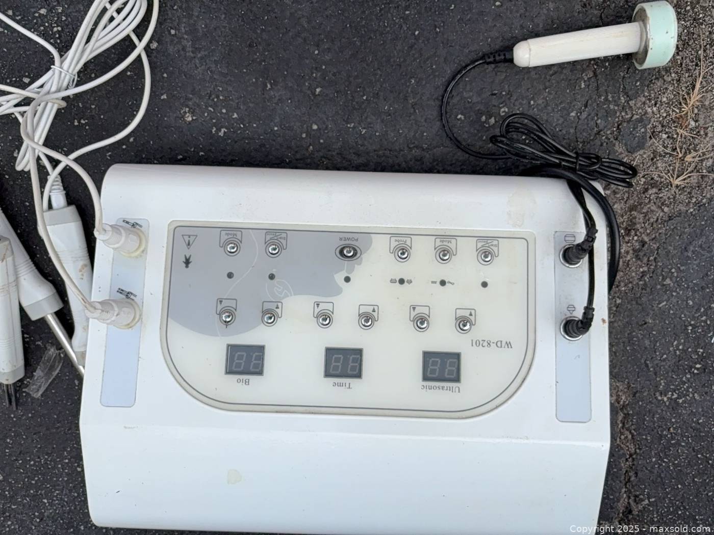 BIO microcurrent ultrasound facial machine | Maxsold