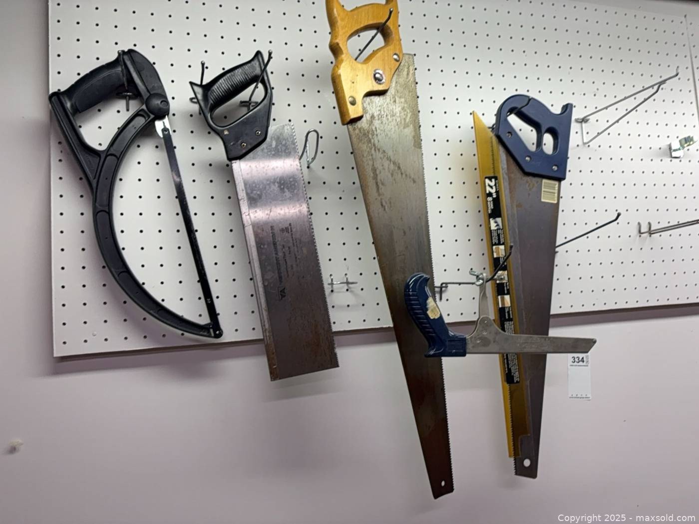 Assorted Hand Saws, 4 pieces | Maxsold