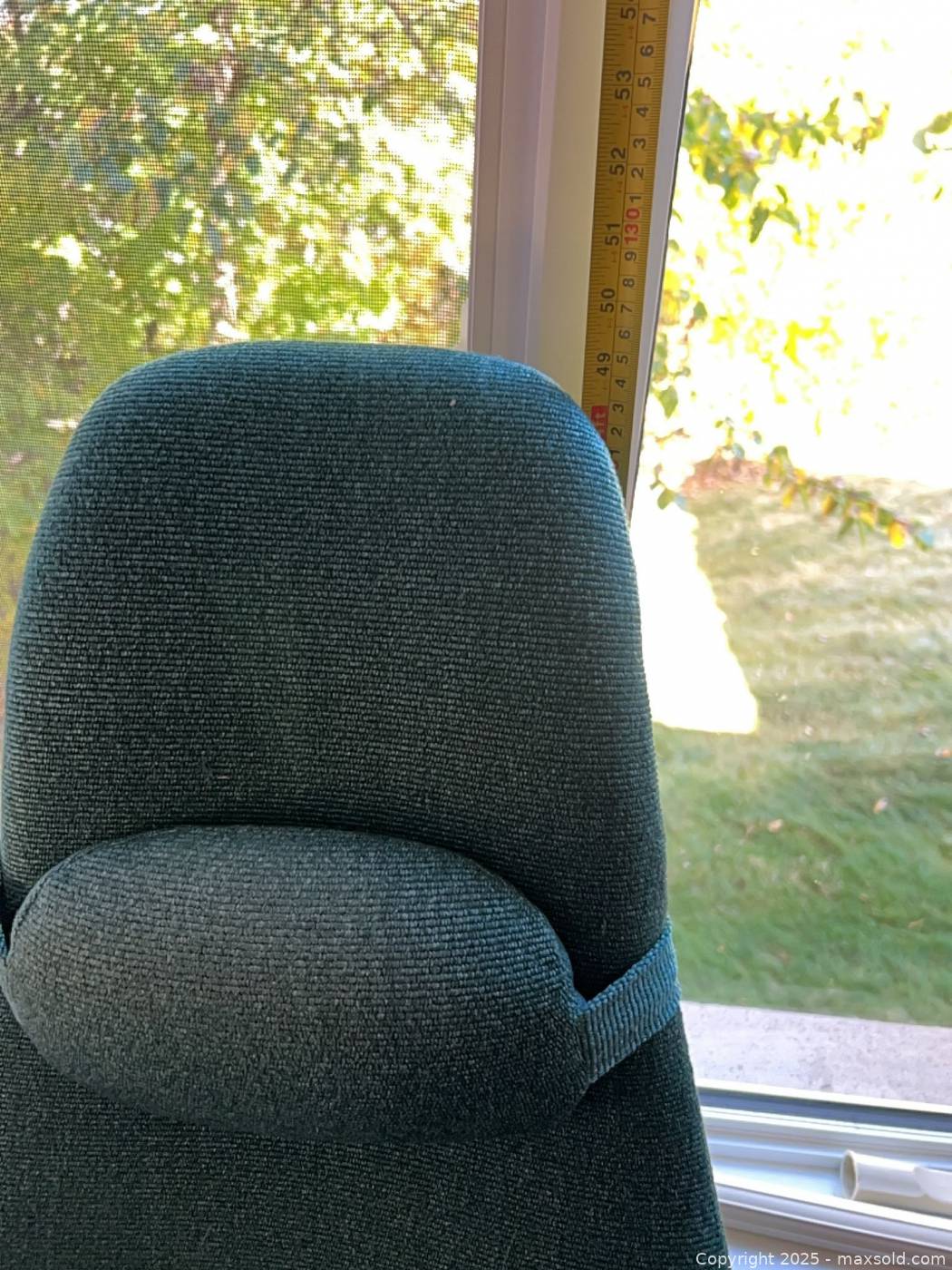 Adjustable Green Upholstered Office Chair | Maxsold