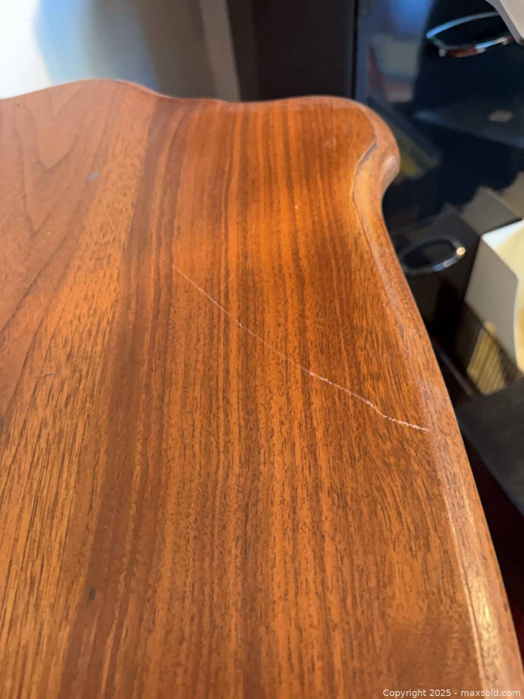Wood Parlour Table | Maxsold