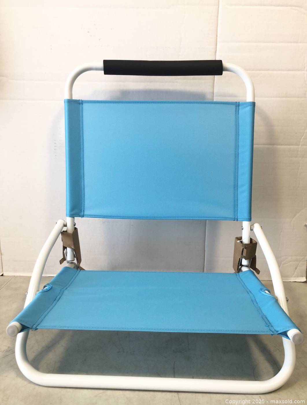 Sun Squad Foldable Beach Chair | Maxsold