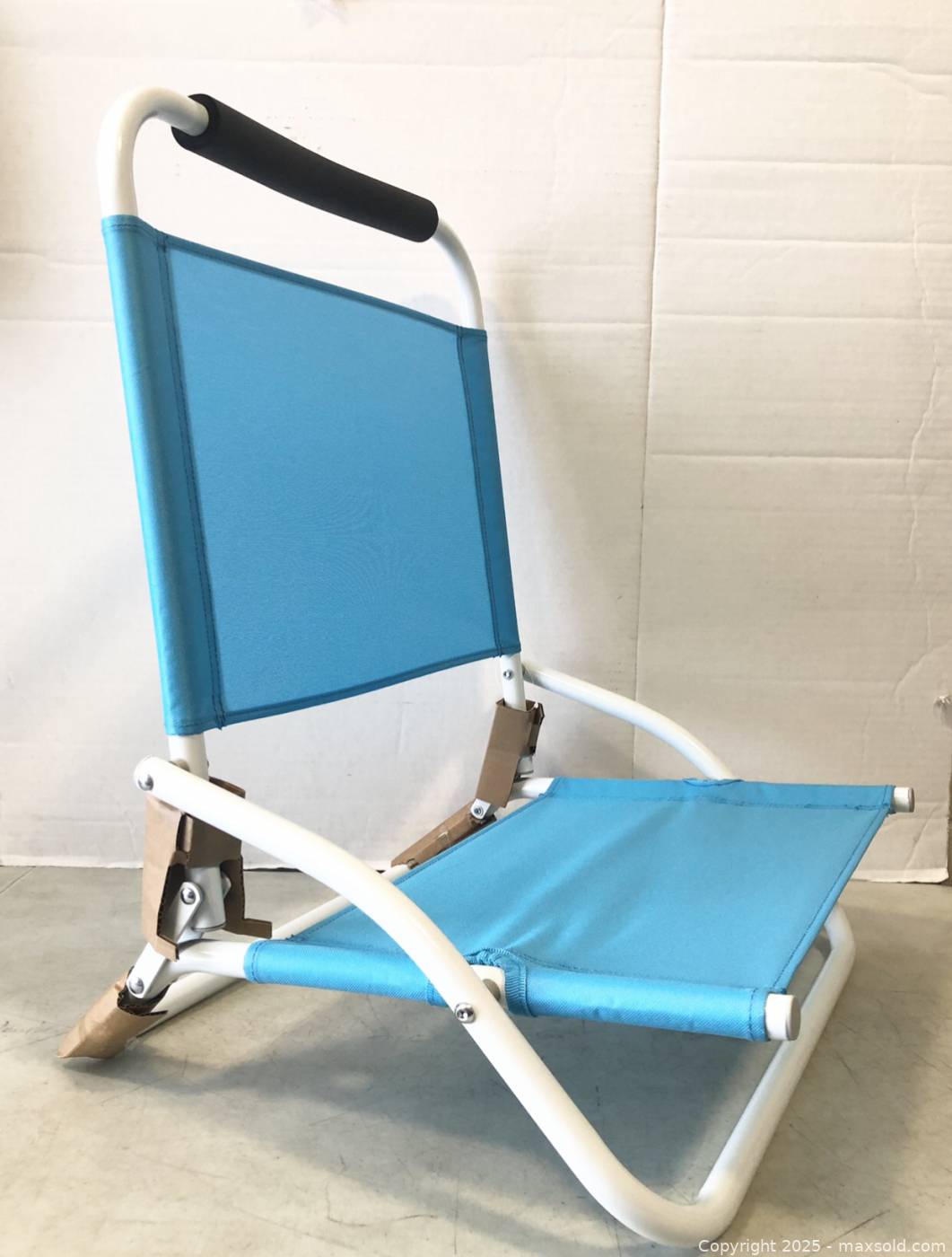 Sun Squad Foldable Beach Chair | Maxsold